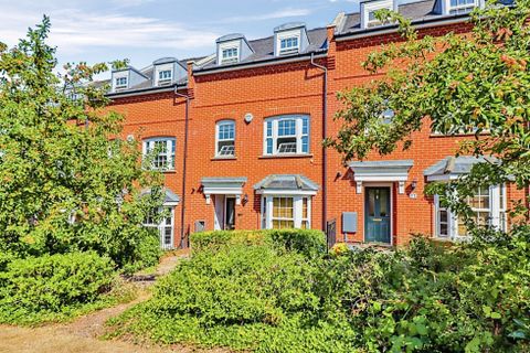 George Roche Road, Canterbury CT1, 4 bed town house for sale, £375,000 ...