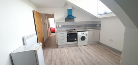 1 bed flat to rent in Hammerton Street, Bradford BD3, £650 pcm - Zoopla