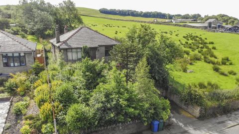 Burnley Road, Loveclough, Rossendale BB4, 3 bed detached bungalow for ...