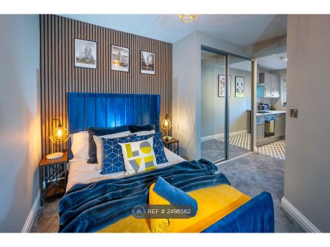 Reading, Reading RG2, Studio to rent, £1,300 pcm - Zoopla