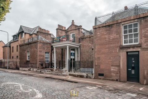 Roseangle, Dundee DD1, 2 bed flat for sale, £210,000 - Zoopla