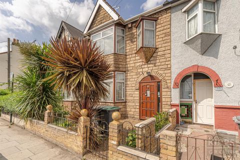 Willoughby Lane, London N17, 3 bed property for sale, £550,000 - Zoopla