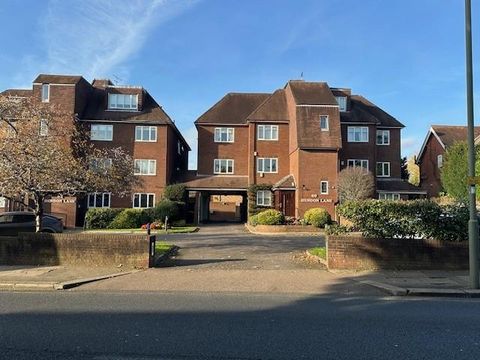Hendon Lane, Finchley N3, 3 bed flat for sale, £675,000 - Zoopla