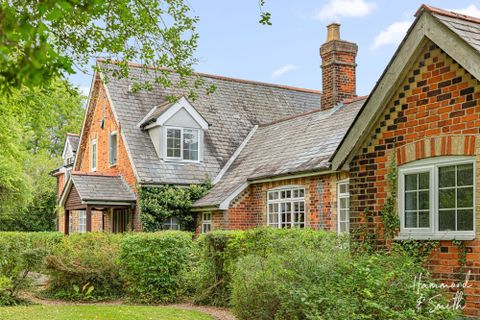 School Lane, High Laver CM5, 4 bed detached house for sale, £1,250,000 ...