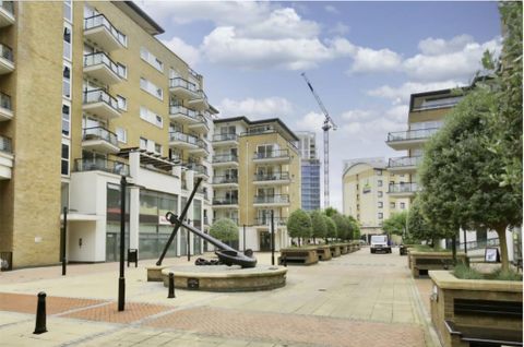 Room to rent in Dolphin House, Smugglers Way, London SW18, £1,500 pcm ...