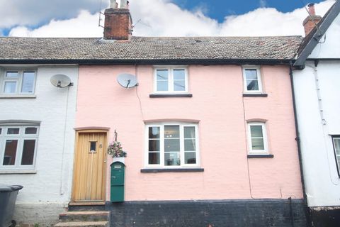 3 bed cottage for sale in Lower Street, Sproughton, Ipswichm Suffolk ...