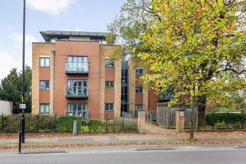 2 bed flat for sale in Sydenham Hill, London SE26, £525,000 - Zoopla