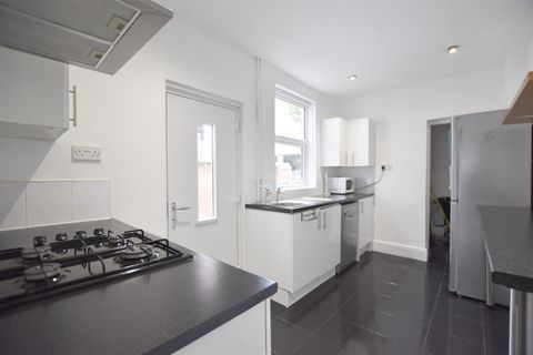 Paton Street, Leicester LE3, 3 bed terraced house to rent, £1,150 pcm ...