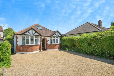 The Street, Fetcham, Leatherhead, Surrey KT22, 2 bed bungalow for sale ...