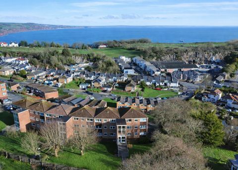 Langstone Close, Torquay TQ1, 2 bed flat for sale, £185,000 - Zoopla
