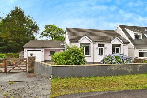 Hirwaun Road, Tumble, Llanelli, Carmarthenshire SA14, 4 bed bungalow ...