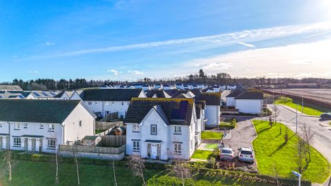Auld Mart Road, Huntingtower, Perth PH1, 3 bed semi-detached house for ...