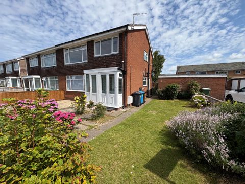 Shipley Road, Lytham St. Annes FY8, 2 bed property to rent, £700 pcm ...