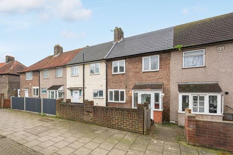 3 bed terraced house to rent in Downham Way, Bromley BR1, £2,300 pcm ...