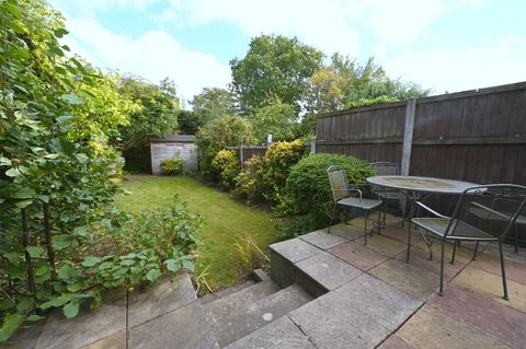 Wentworth Road, Harborne, Birmingham B17, 4 bed semi-detached house for ...