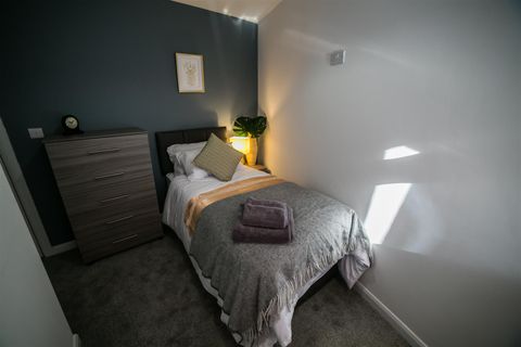 Two Gates, Halesowen B63, Room to rent, £525 pcm - Zoopla