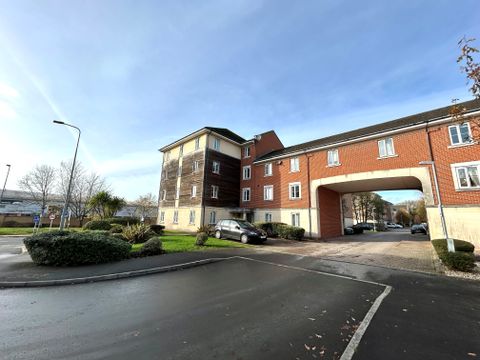 Ffordd James Mcghan, Cardiff CF11, 2 bed flat to rent, £1,075 pcm - Zoopla
