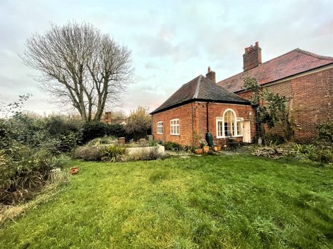 Church Hill, Hoxne, Eye IP21, 1 bed semi-detached bungalow for sale, £ ...