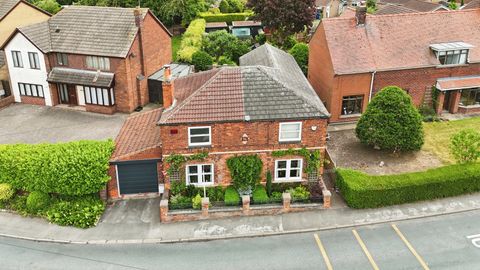 Chapel Cottages, Burstwick, Hull, East Riding Of Yorkshire HU12, 4 bed ...