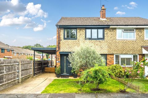 Regan Close, Guildford, Surrey GU2, 3 bed semi-detached house for sale ...