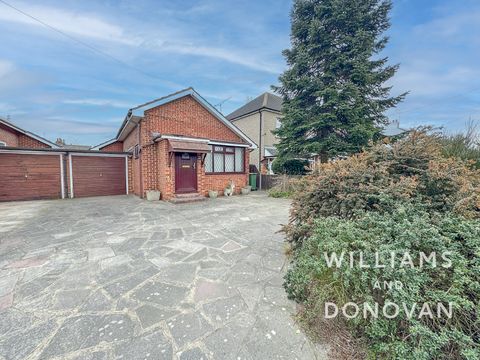 2 bed detached bungalow for sale in Ashingdon Road, Ashingdon, Rochford ...