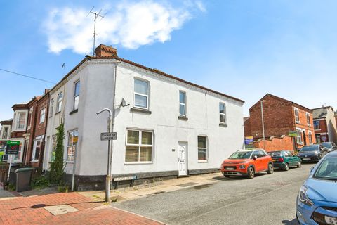 Derby Road, Stapleford, Nottingham, Nottinghamshire NG9, 3 bed end ...