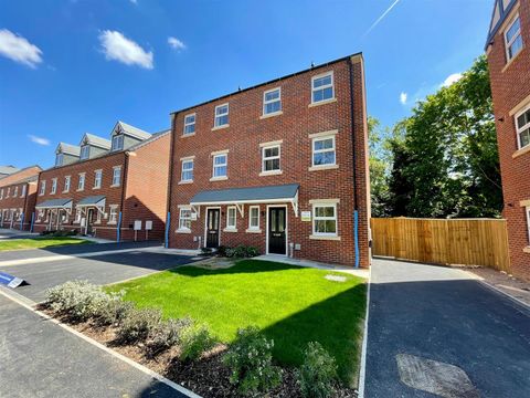 Moorgate Boulevard, Rotherham S60, 3 bed terraced house to rent, £1,505 ...