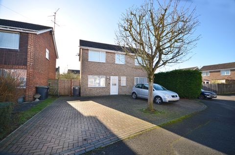 4 bed detached house for sale in St Crispins Way, Raunds ...