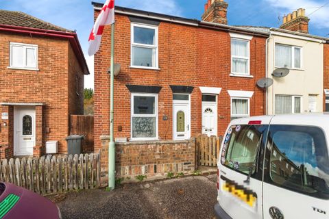 May Road, Lowestoft NR32, 3 bed terraced house for sale, £140,000 - Zoopla
