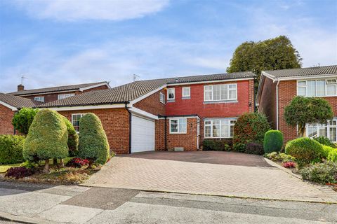 Plains Farm Close, Mapperley, Nottinghamshire NG3, 4 bed detached house ...