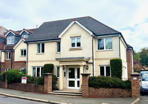 Station Road, Addlestone, Surrey KT15, 1 bed flat for sale, £125,000 ...