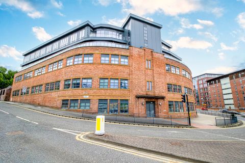 East Street, Leeds LS9, 2 bed flat to rent, £995 pcm - Zoopla