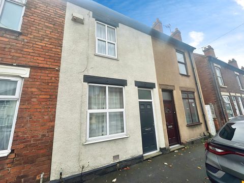Leamore Lane, Leamore, Walsall WS3, 2 bed terraced house to rent, £850 ...