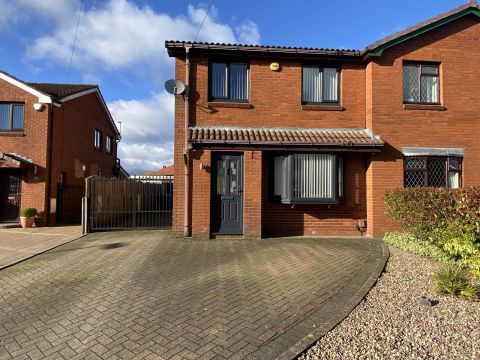 Thornham Lane, Oldham OL2, 3 bed semi-detached house for sale, £295,000 ...