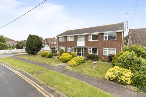 St. Johns Road, Polegate BN26, 2 bed flat for sale, £200,000 - Zoopla