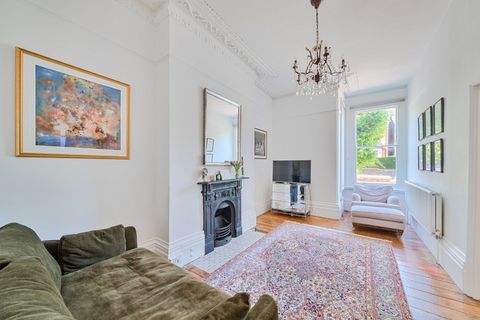 Crouch Hall Road, Crouch End, London N8, 2 bed flat for sale, £650,000 ...