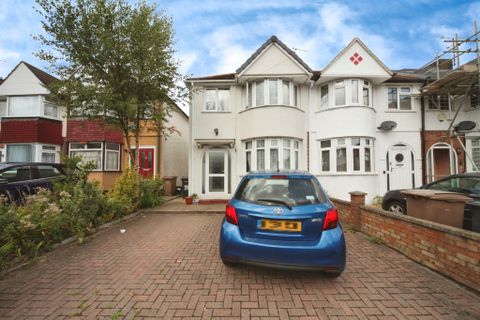 Willow Way, Luton LU3, 3 bed semi-detached house for sale, £350,000 ...