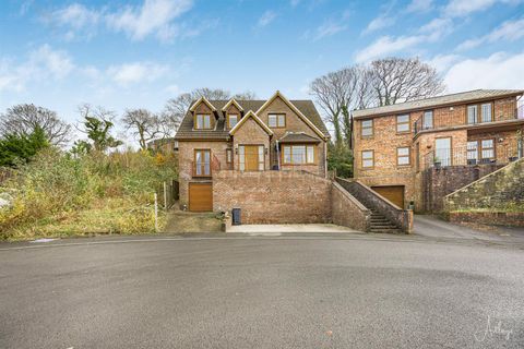 The Oaks, Cimla, Neath SA11, 4 bed detached house for sale, £399,000 ...