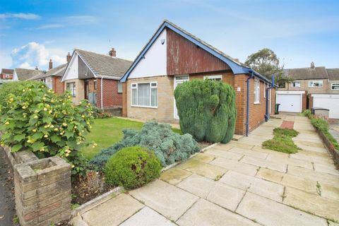 Abbotsway, Garforth Leeds LS25, 2 bed detached bungalow for sale, £ ...