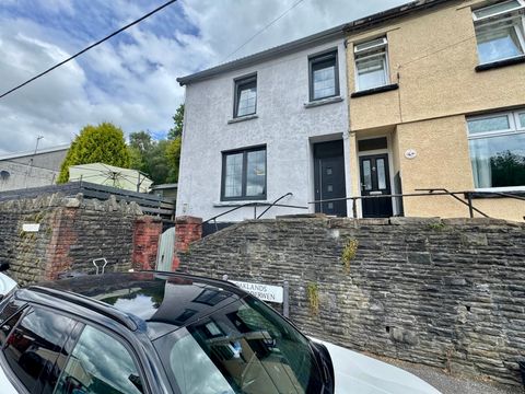 Oaklands, Cardiff Road, Merthyr Vale CF48, 3 bed end terrace house for ...