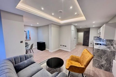 1 bed flat to rent in Warser Gate, Nottingham NG1, £1,250 pcm - Zoopla