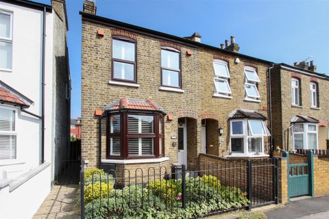 Waterloo Road, Uxbridge UB8, 2 bed semi-detached house for sale, £ ...