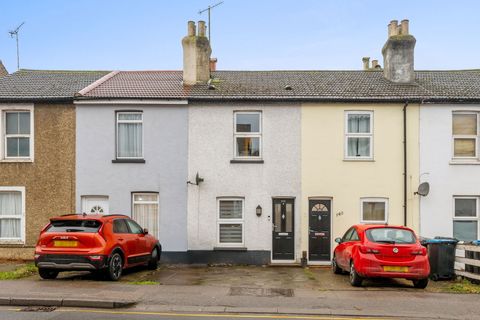 2 bed terraced house for sale in Godstone Road, Whyteleafe CR3, £ ...