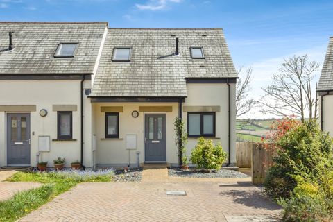 3 bed end terrace house for sale in Cardinham Close, Lostwithiel ...