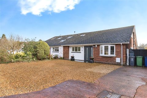 Mill Lane, Impington, Cambridge, Cambridgeshire CB24, 5 bed bungalow ...