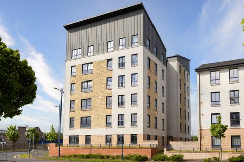 2 bed flat for sale in Inchgarvie Loan, Glasgow G5, £175,000 - Zoopla
