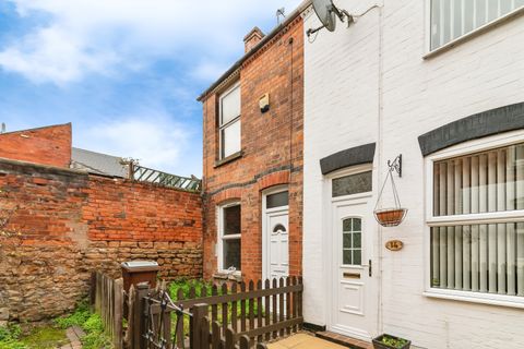 Gordon Grove, Nottingham NG7, 2 bed end terrace house for sale, £ ...