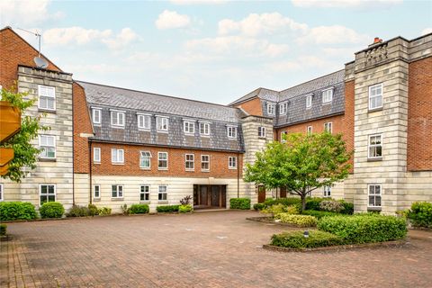 Ashlar Court, Marlborough Road, Swindon, Wiltshire SN3, 2 bed flat to ...
