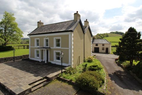 Defynnog, Brecon LD3, 5 bed detached house to rent, £1,950 pcm - Zoopla