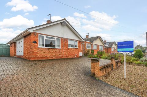 2 bed bungalow for sale in Deerhurst Road, Apperley, Gloucester GL19, £ ...